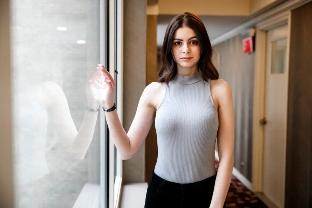 Elizabeth Pipko: Public Figure Biography